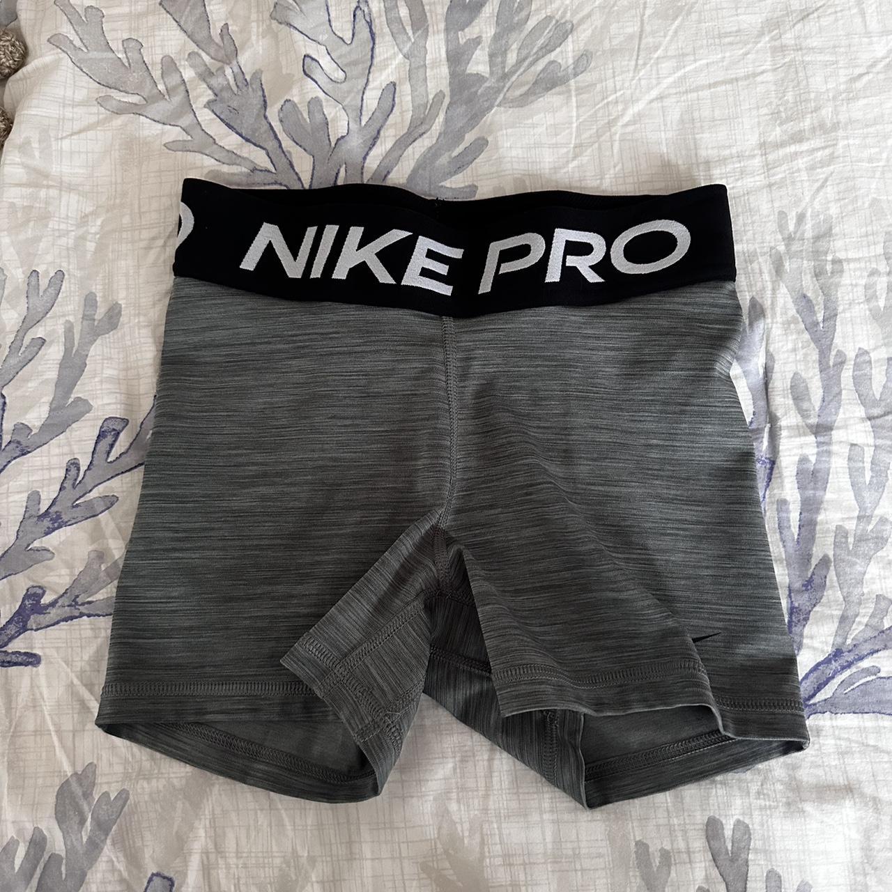 Grey Nike Pros XS Message me before buying!! - Depop