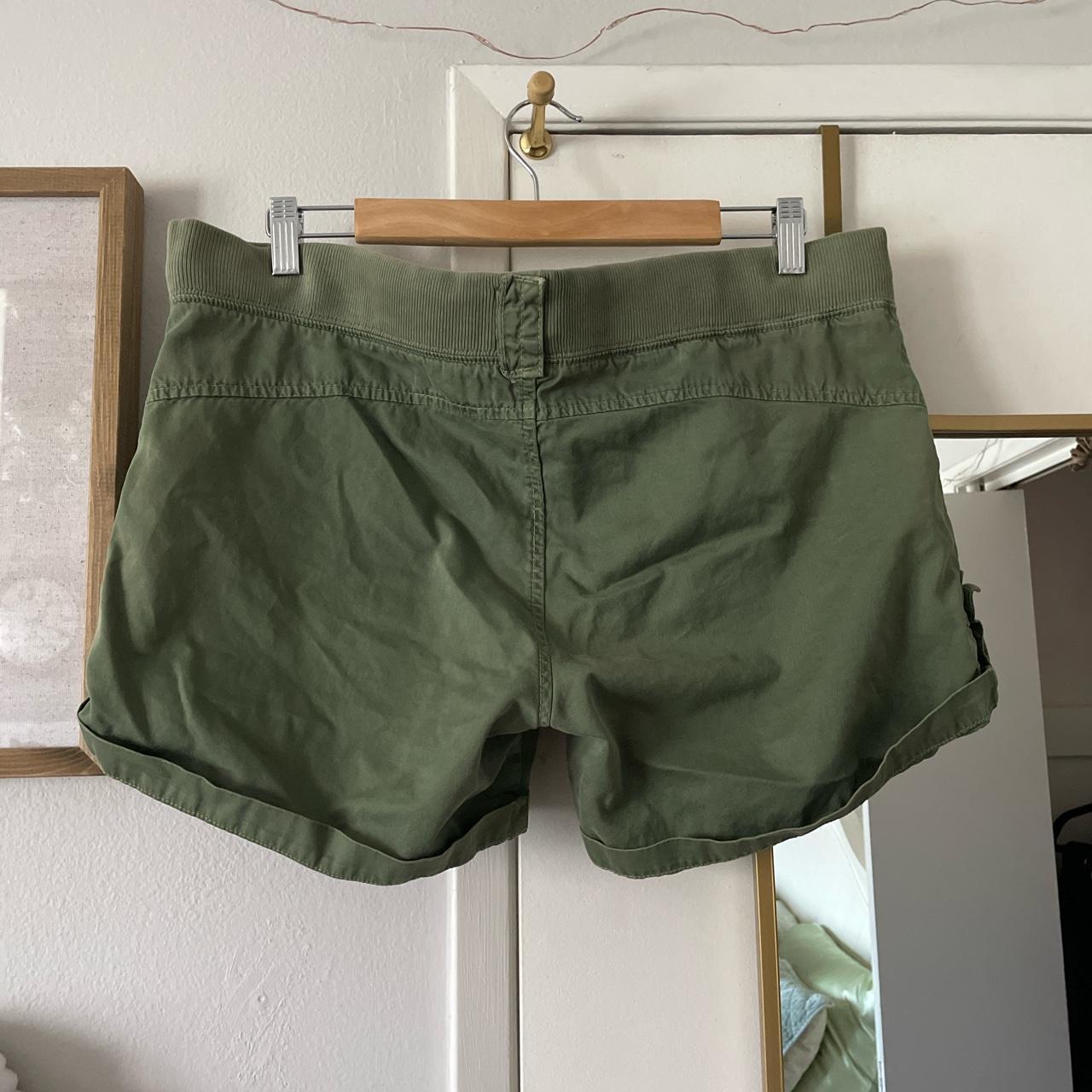Green cargo style shorts… super cute pocket... - Depop