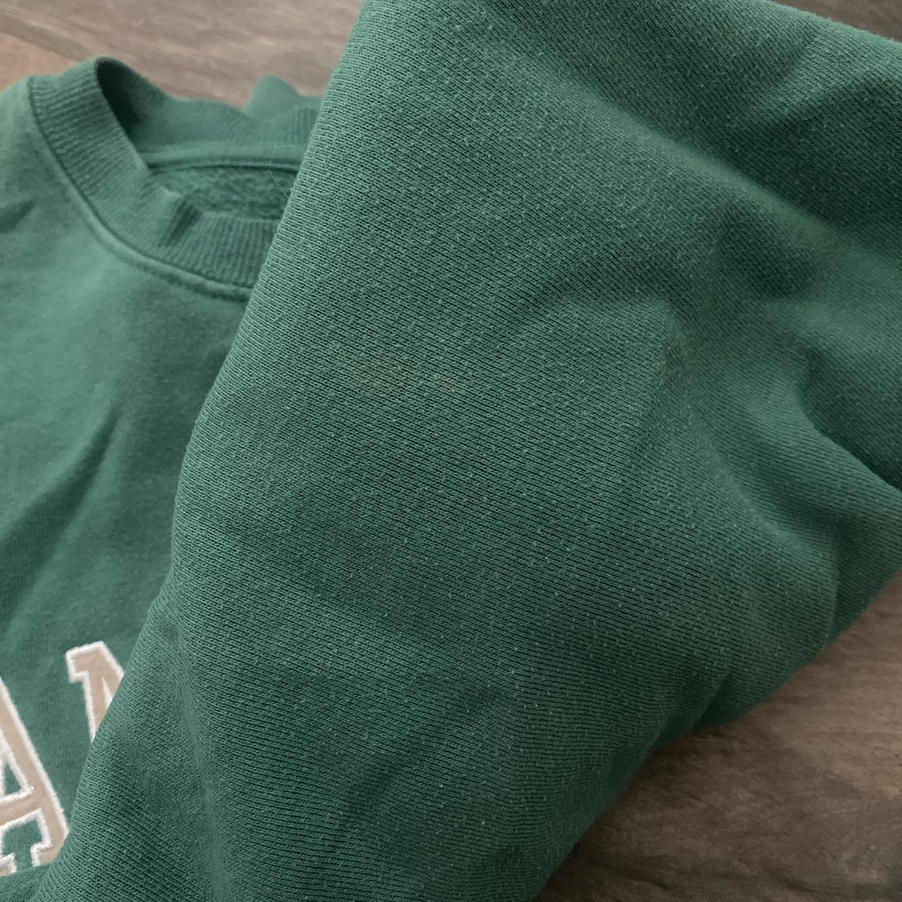 Land Rover pacsun Crewneck size small. Small defect... - Depop