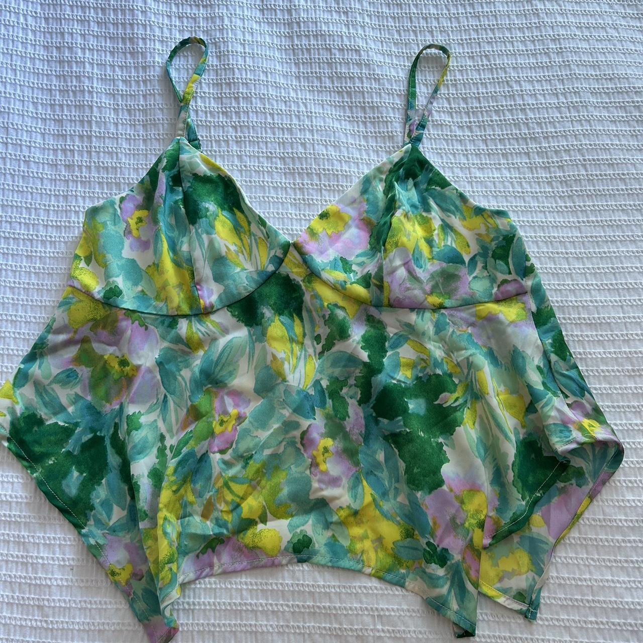 Asymmetrical floral flowy top 🌸🌺💐 Super cute,... - Depop