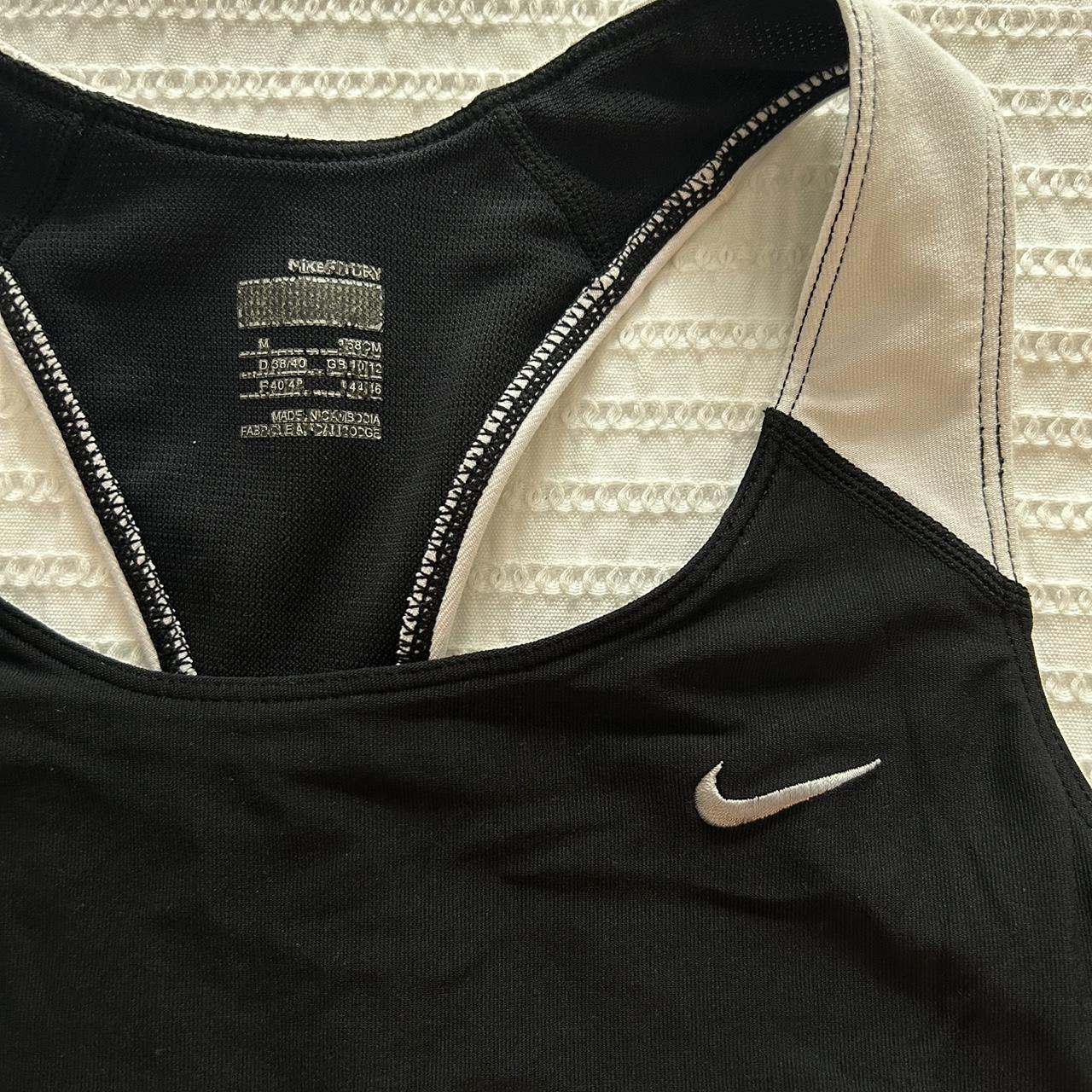 Y2K Nike workout top Built in bra Flattering... - Depop