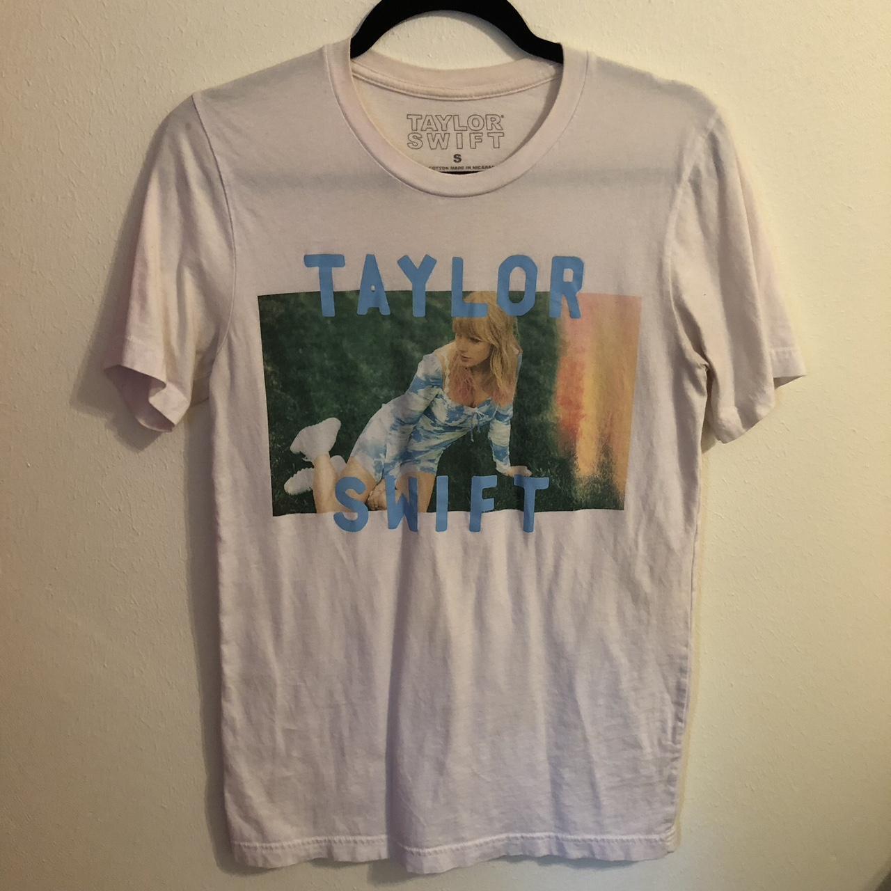 Official taylor swift lover merch - small stain on... - Depop
