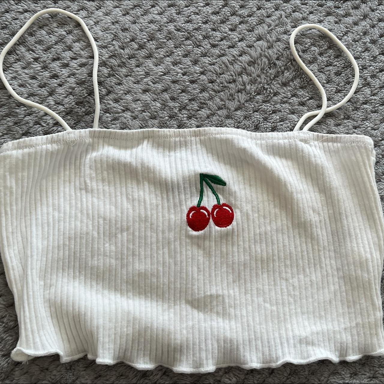 🍒 cute white shein cherry crop top Perfect for... - Depop