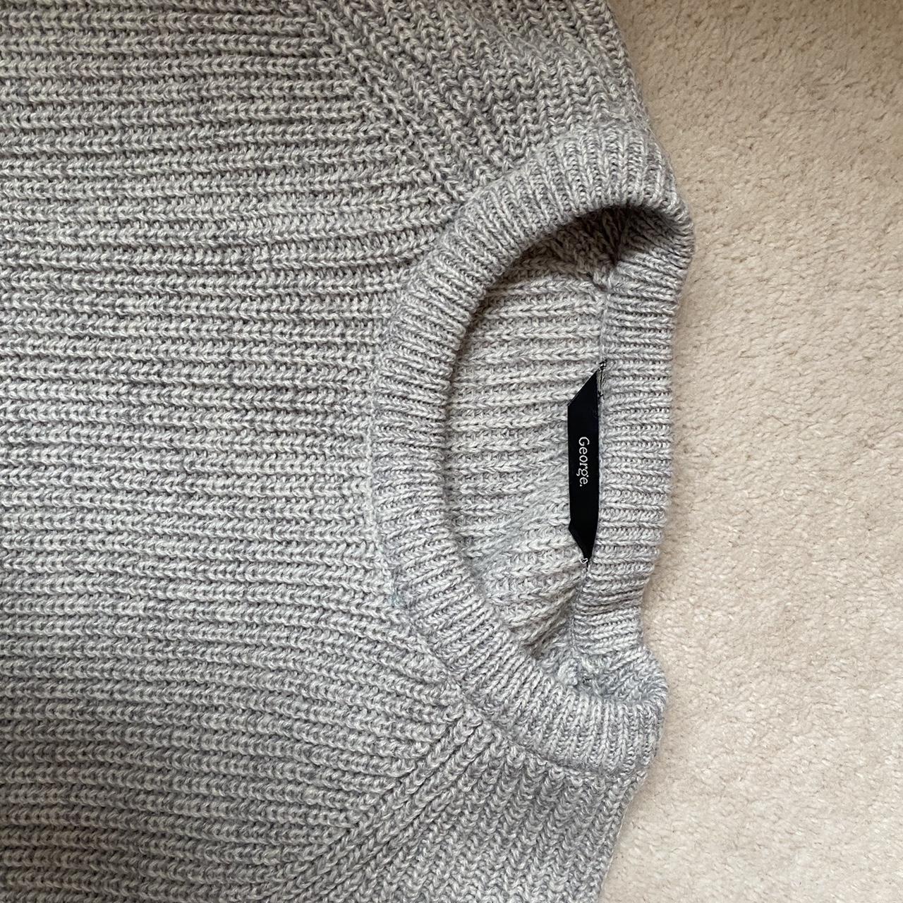 Men’s grey cable knit jumper #unused #grey #jumper - Depop