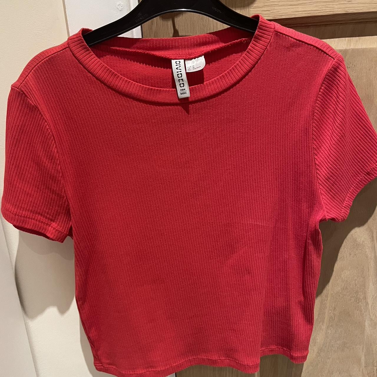 red divided crop top ribbed material size M but fits... - Depop