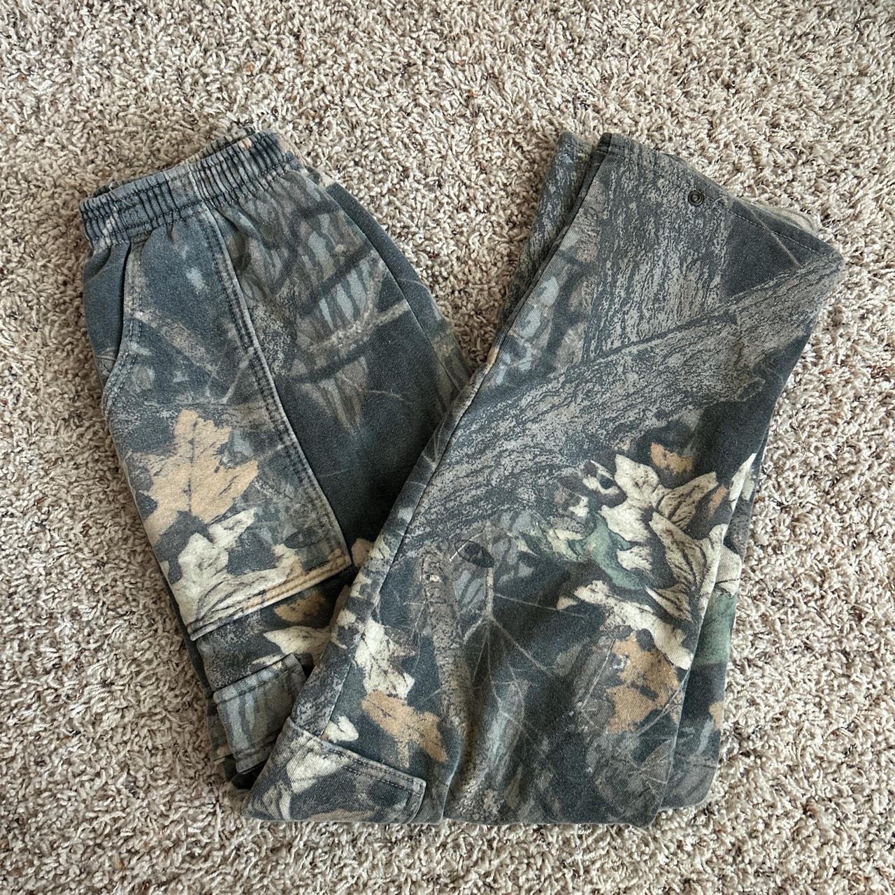 Super sick Camo sweats Jerzees high quality material... - Depop