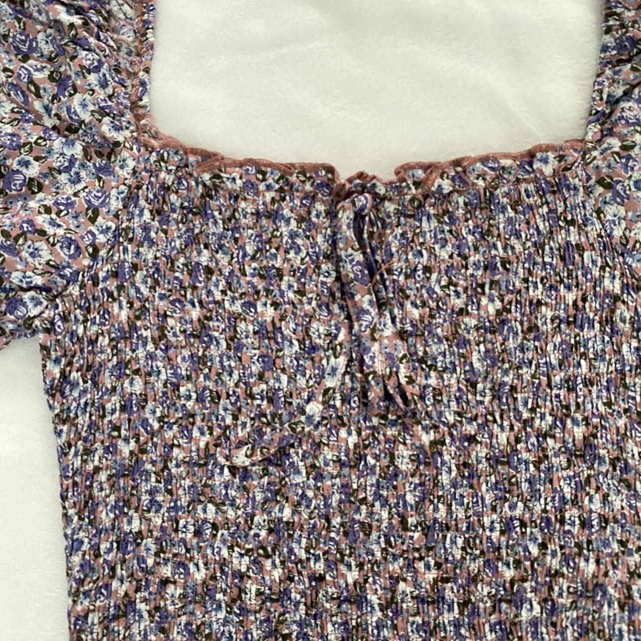 Scrunched body con dress with blue and purple... - Depop