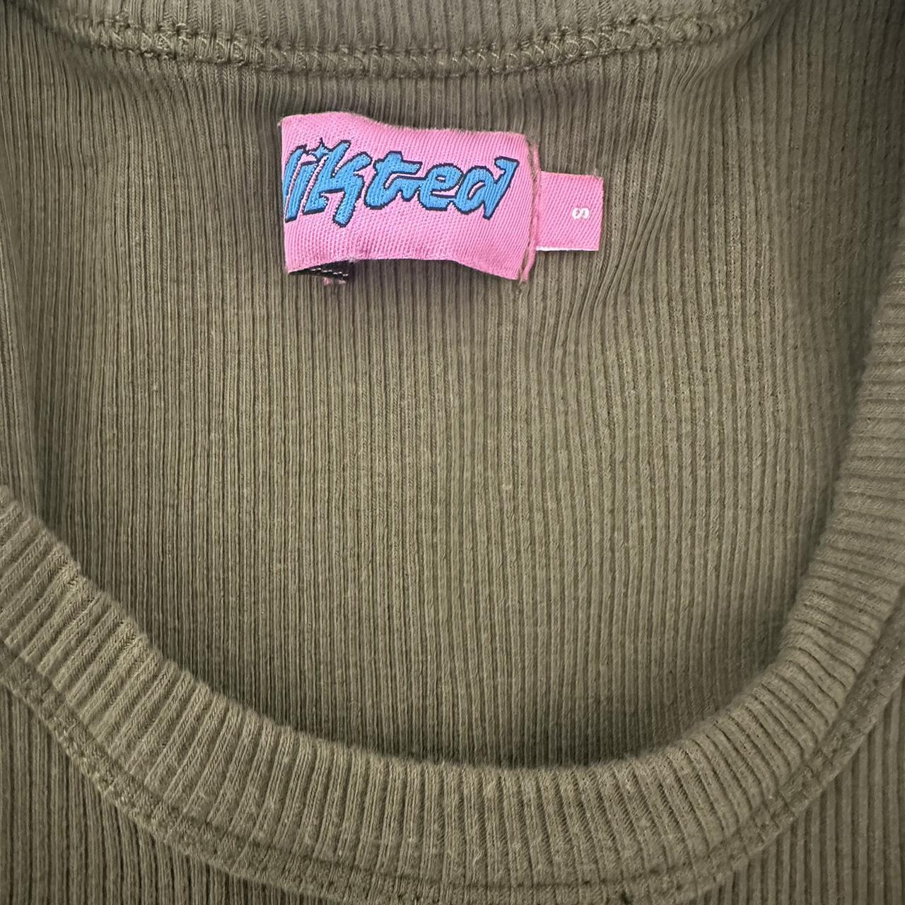 Edikted Olive Green Logo Top🫒🍸 Perfect top to dress... - Depop