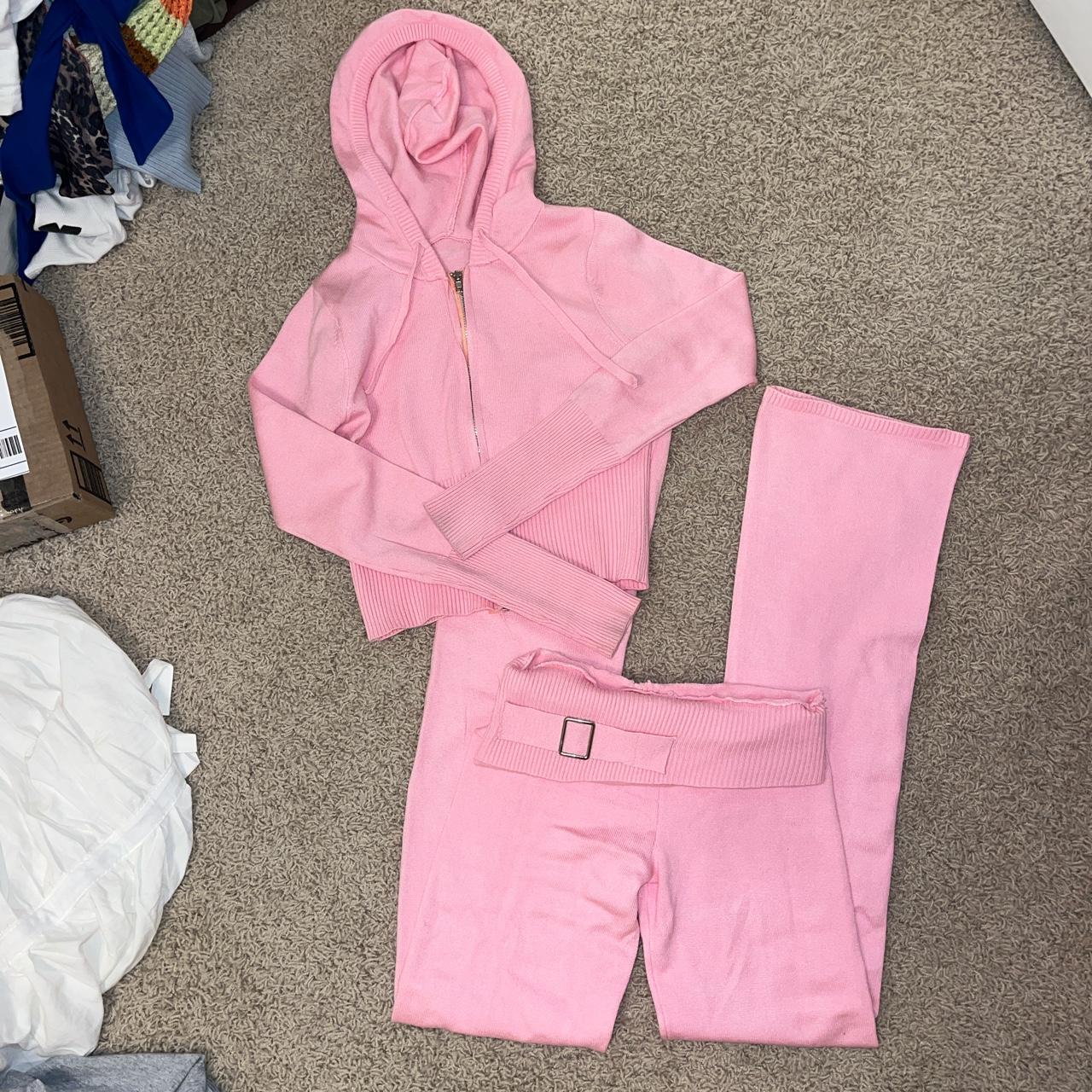 sweater set bundle pink size xs - Depop