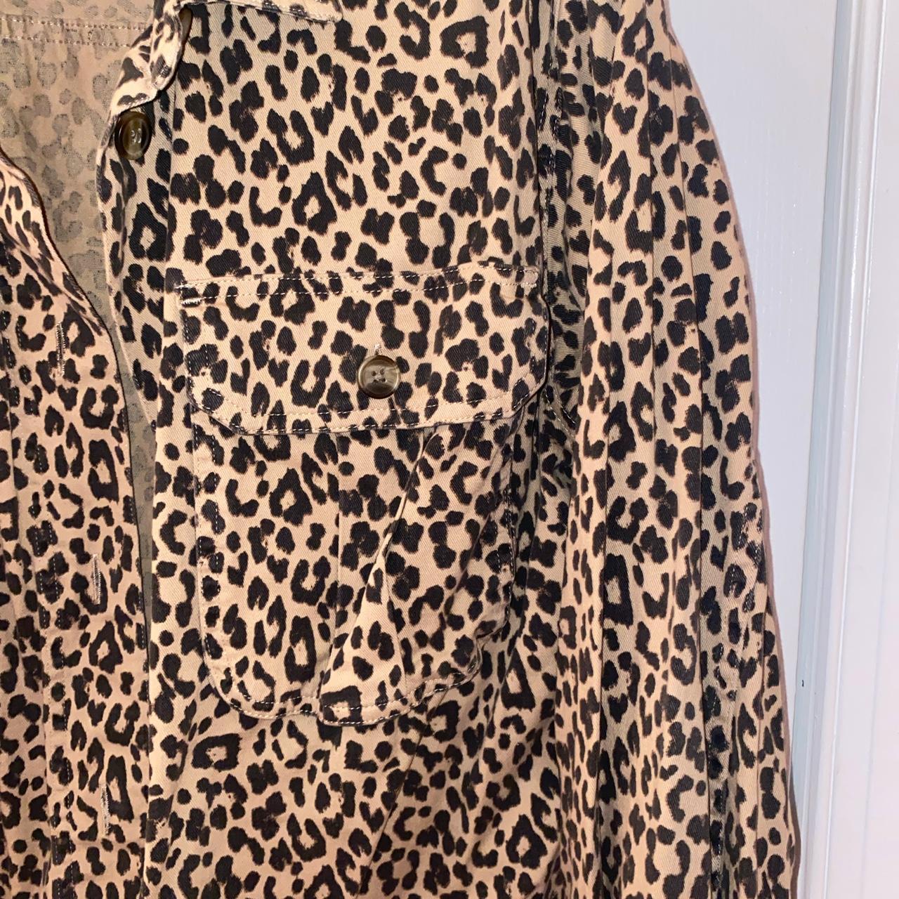 American Eagle Leopard Print Light Jacket - Size L - Depop