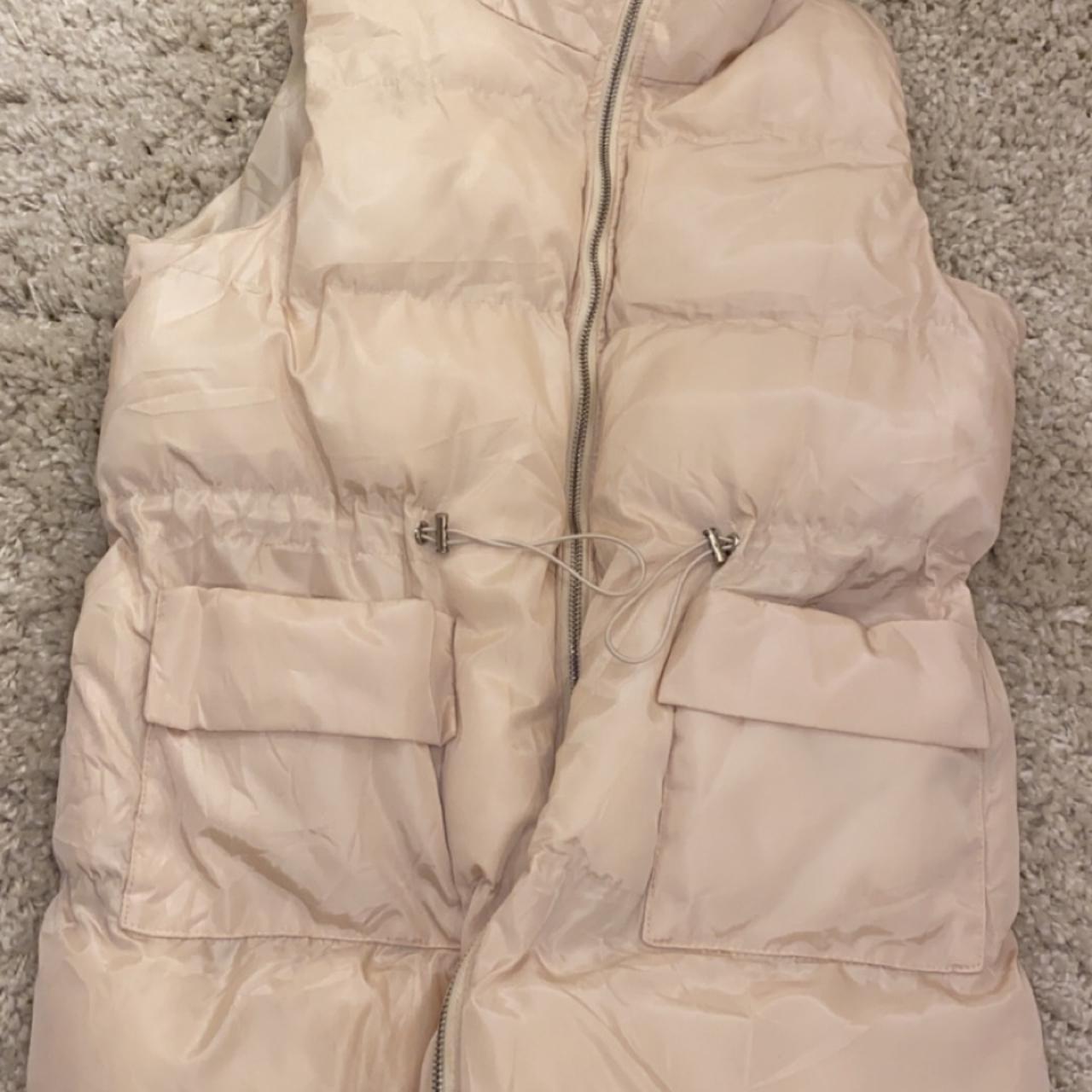 Boohoo cream gilet in size small🖤 Been worn a... - Depop