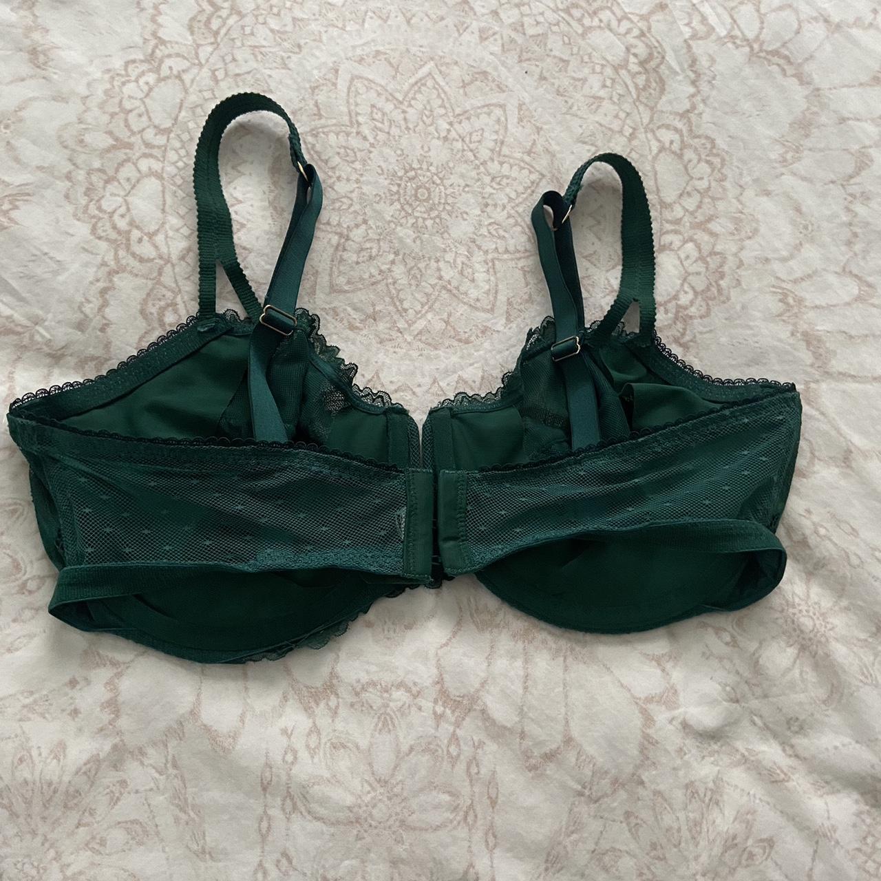 Target emerald green lace bra with underwire... - Depop
