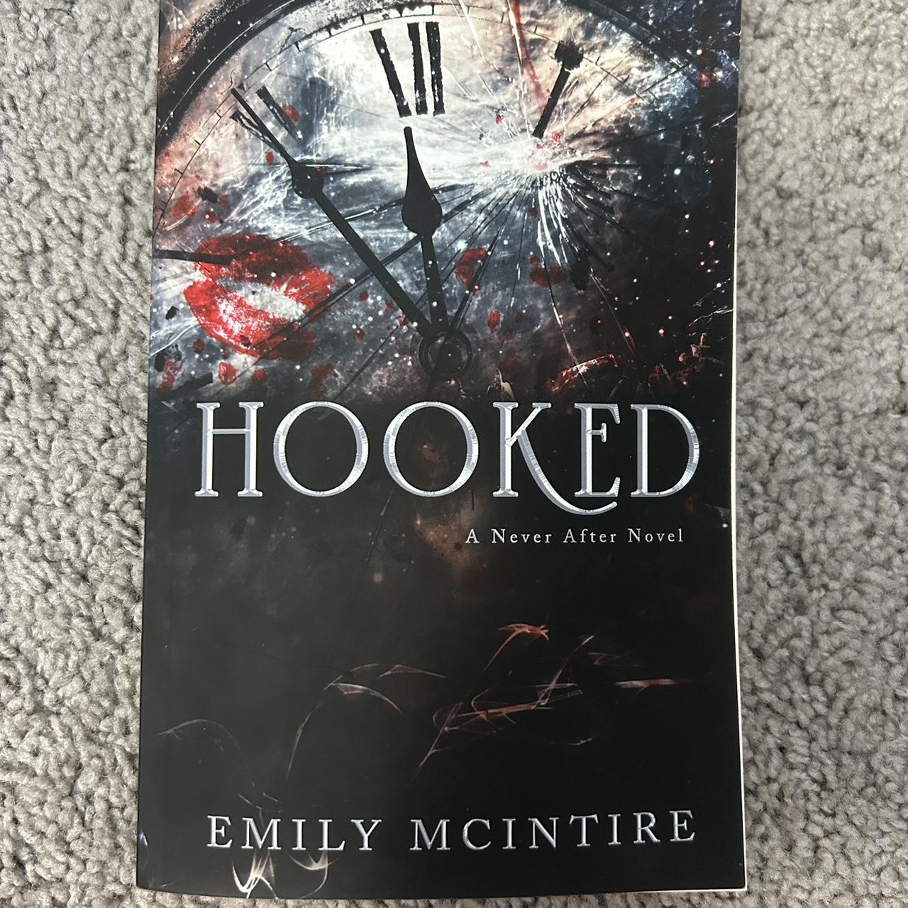 Hooked by Emily McIntire Dark Romance Great Condition - Depop