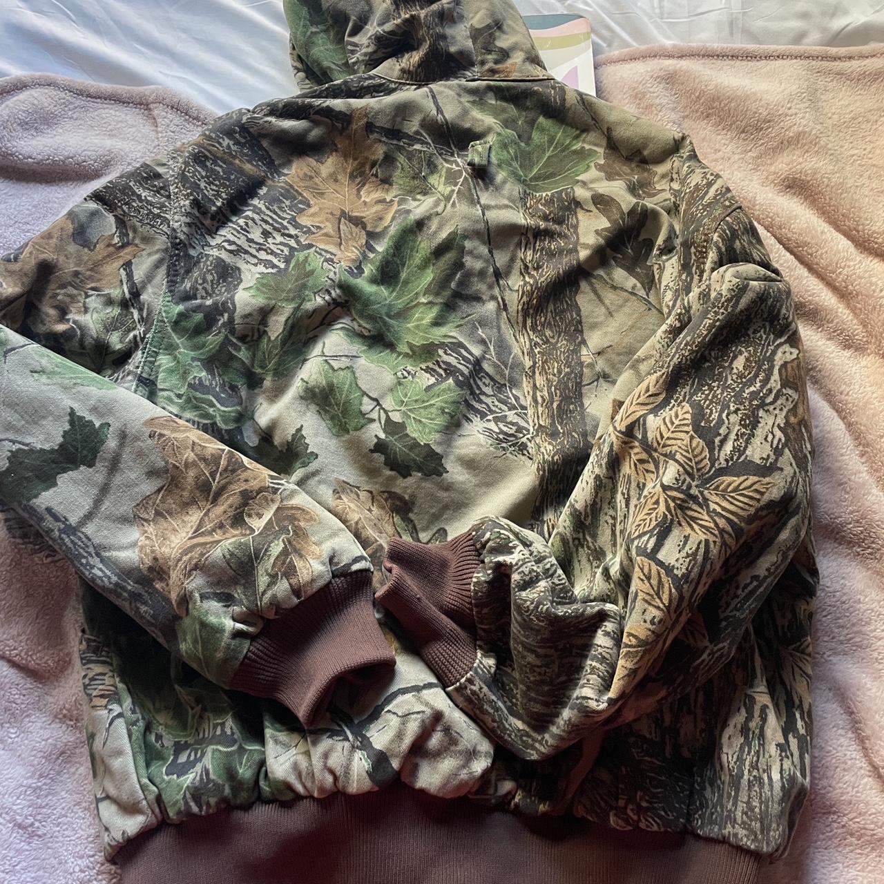 Vintage realtree esque jacket. Fits super small so... - Depop