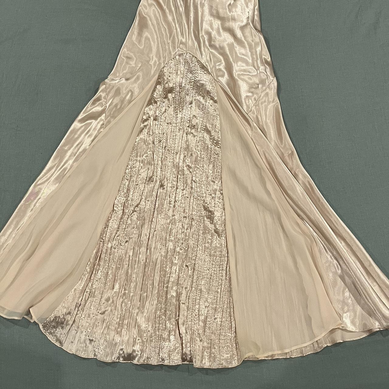 Stunning vintage Jacalyn Bennett champagne gown.... - Depop