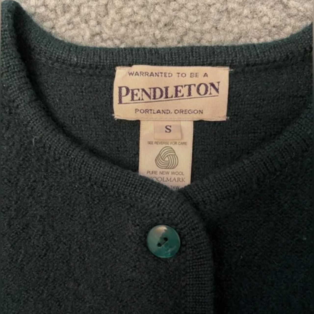 Pendleton Women's Green Jumper | Depop