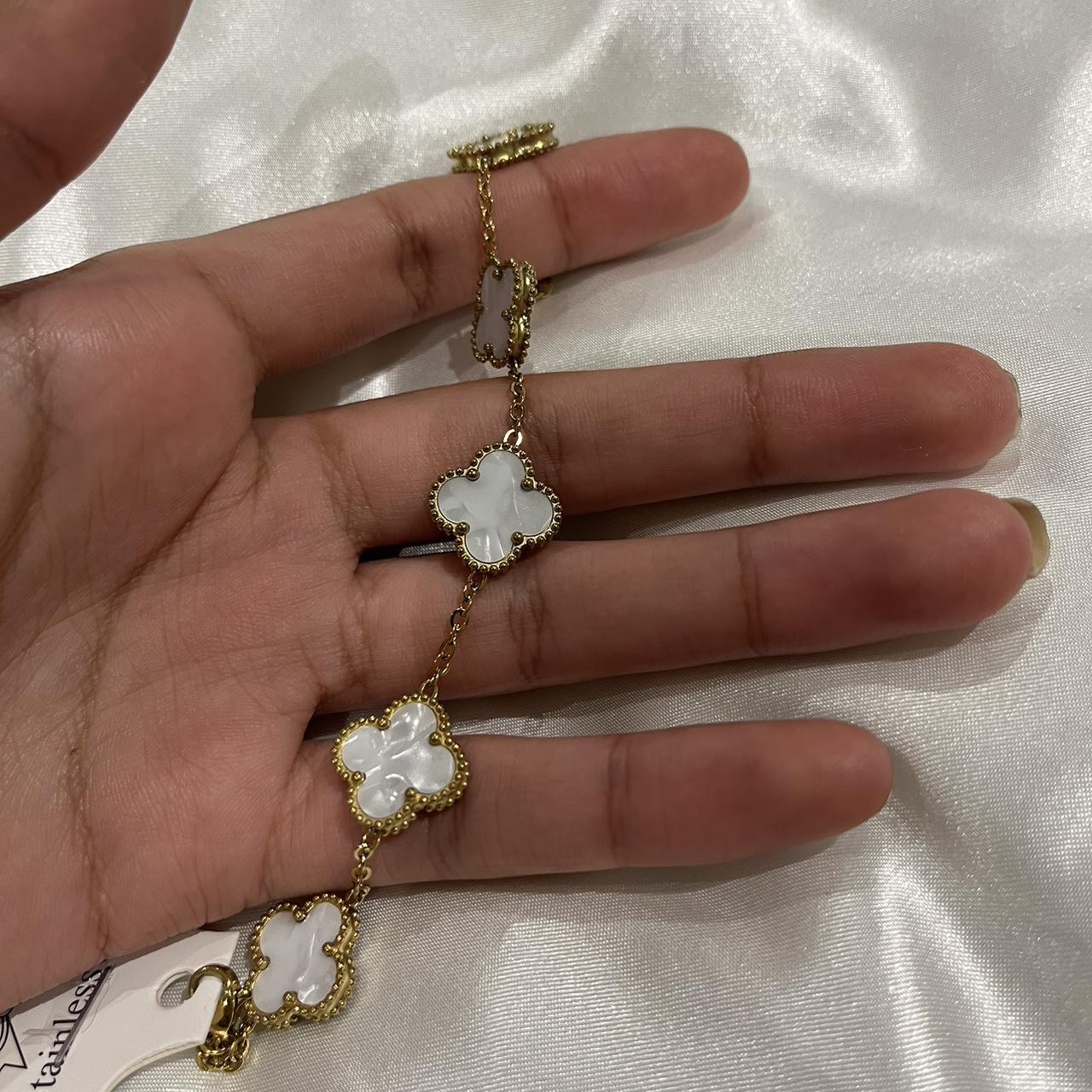 van cleef style clover bracelet Gold mother of pearl... - Depop