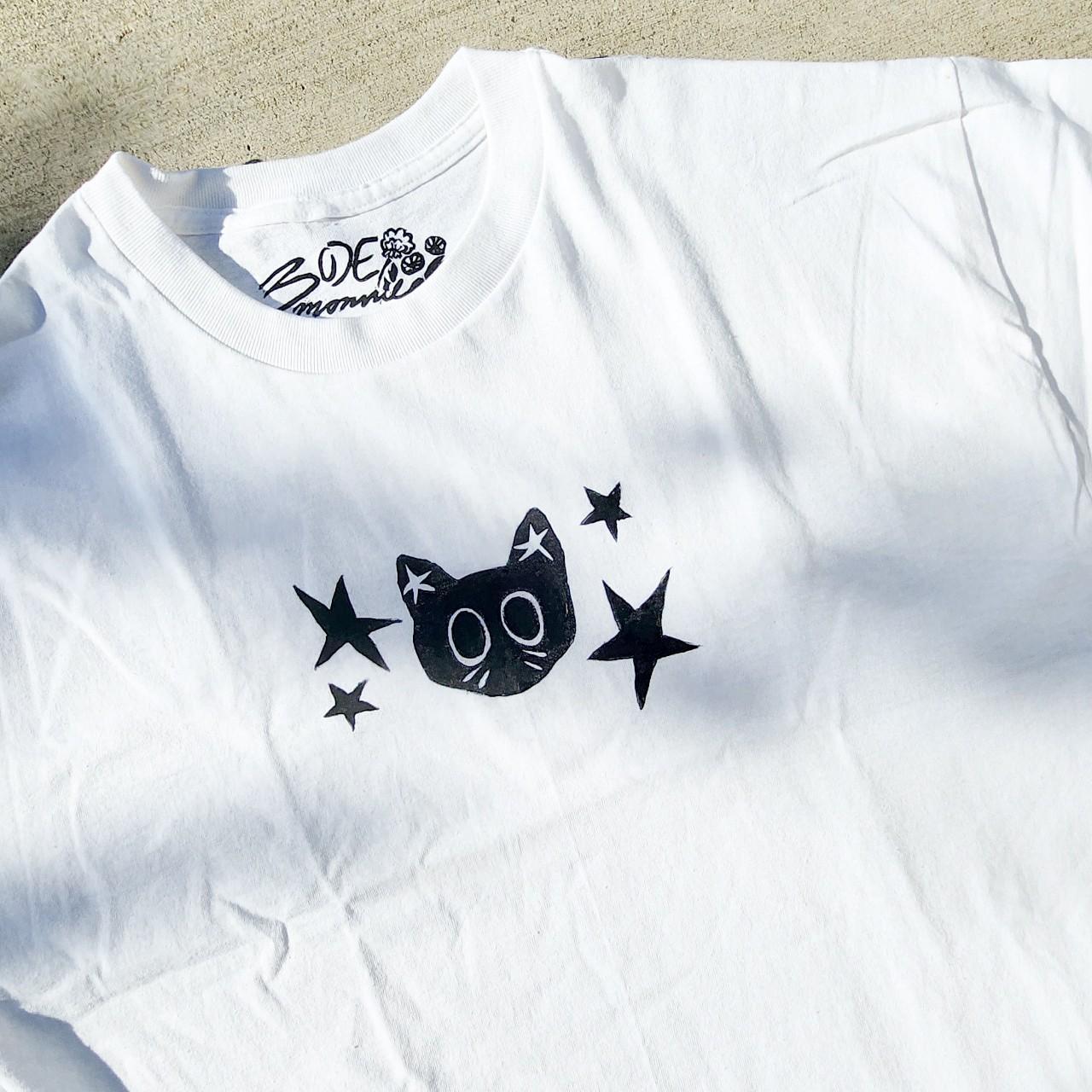 THE KITTY CAT TEE - This graphic tee is a Handmade -... - Depop