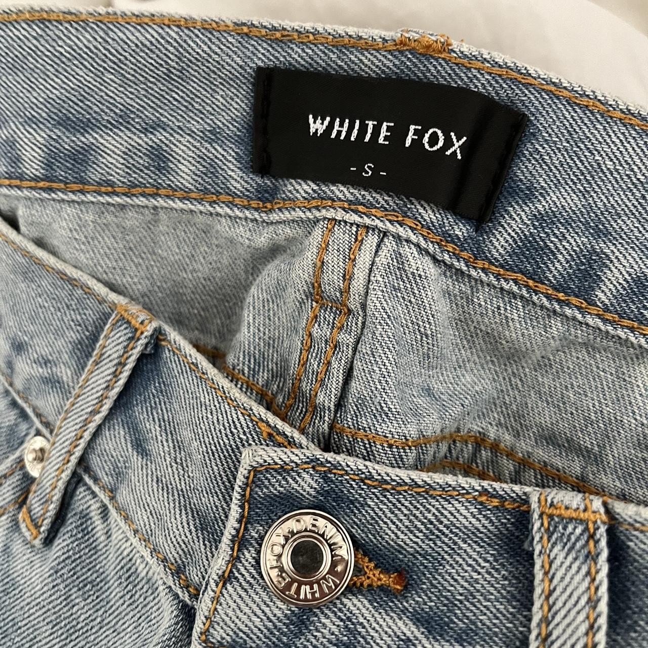 low rise white fox jeans - size small brand new w tags - Depop