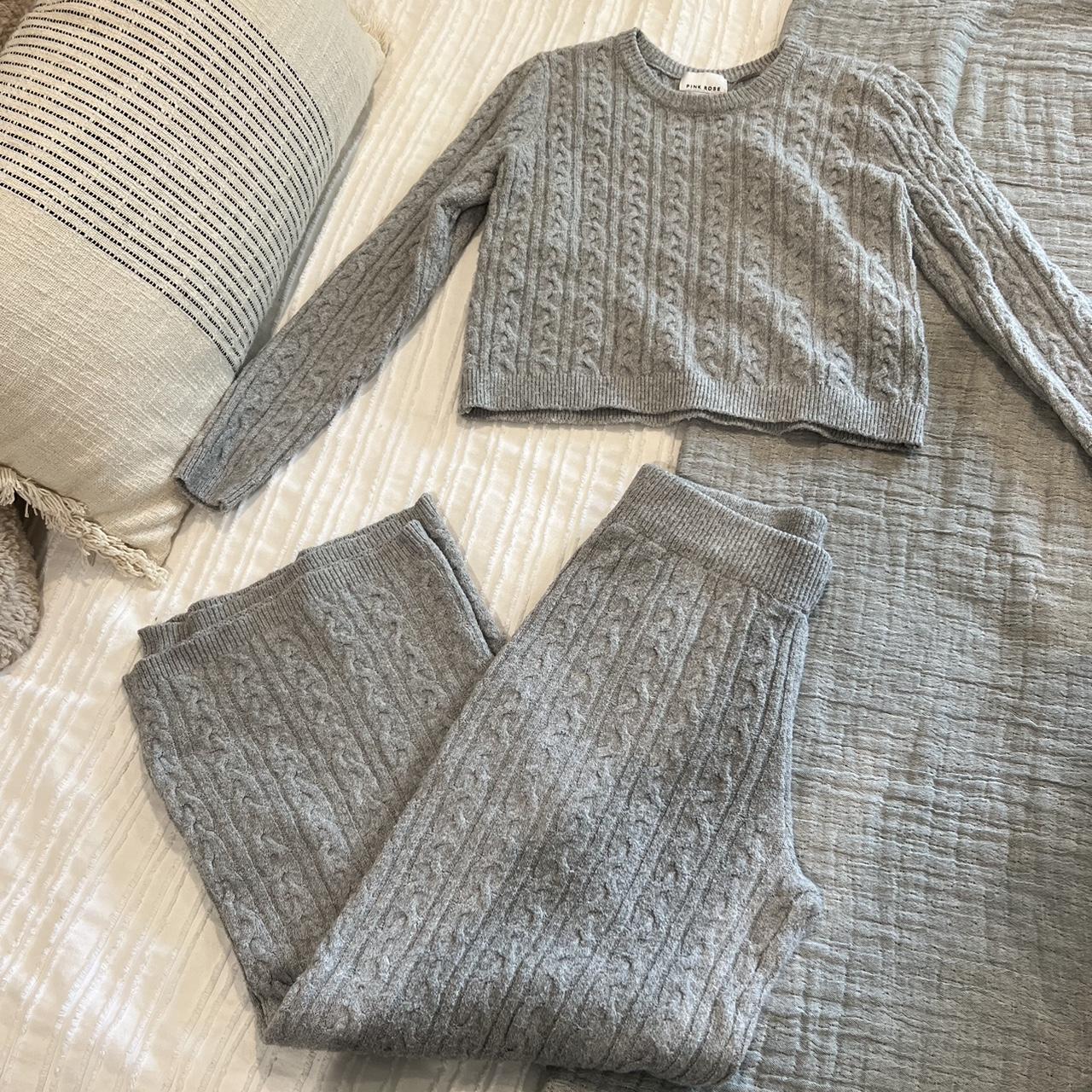 cutest knit lounge set. worn a few times. Need gone... - Depop