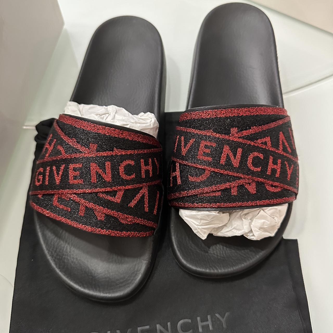 GIVENCHY UNISEX RED/BLACK SLIDES • pool/everyday... - Depop