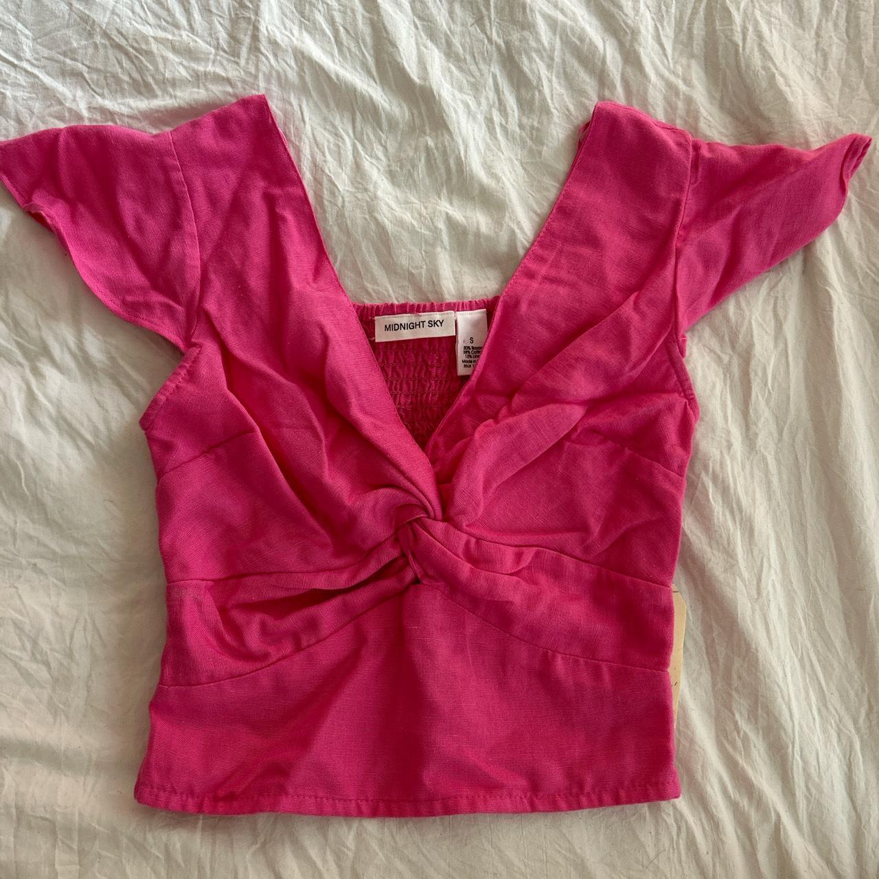 CUTEST little pink going out top. literally never... - Depop