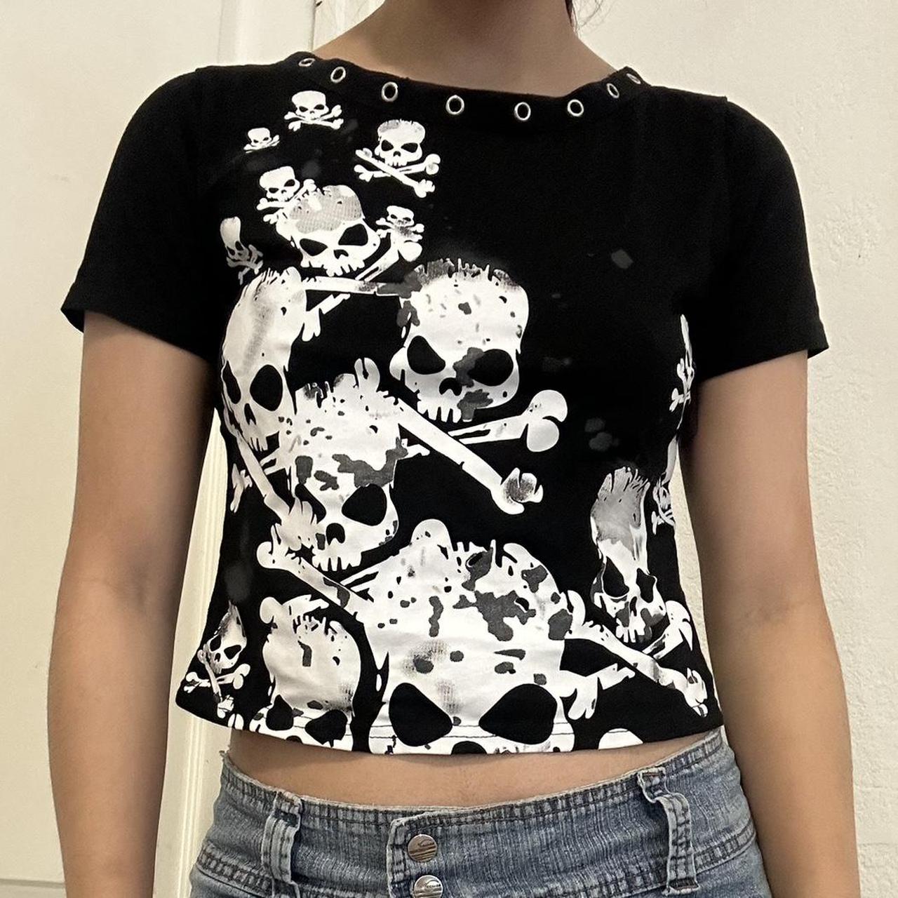 Grunge Tank Top •Size Small •Crop Top •In Amazing... - Depop