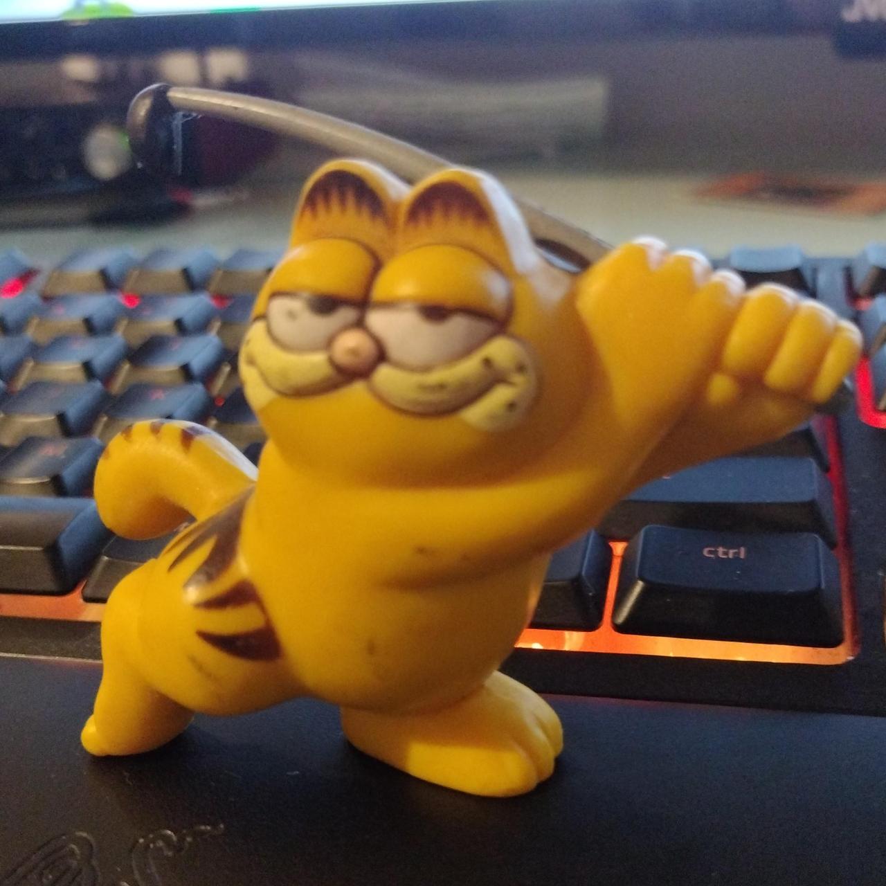 Golf Garfield - Depop