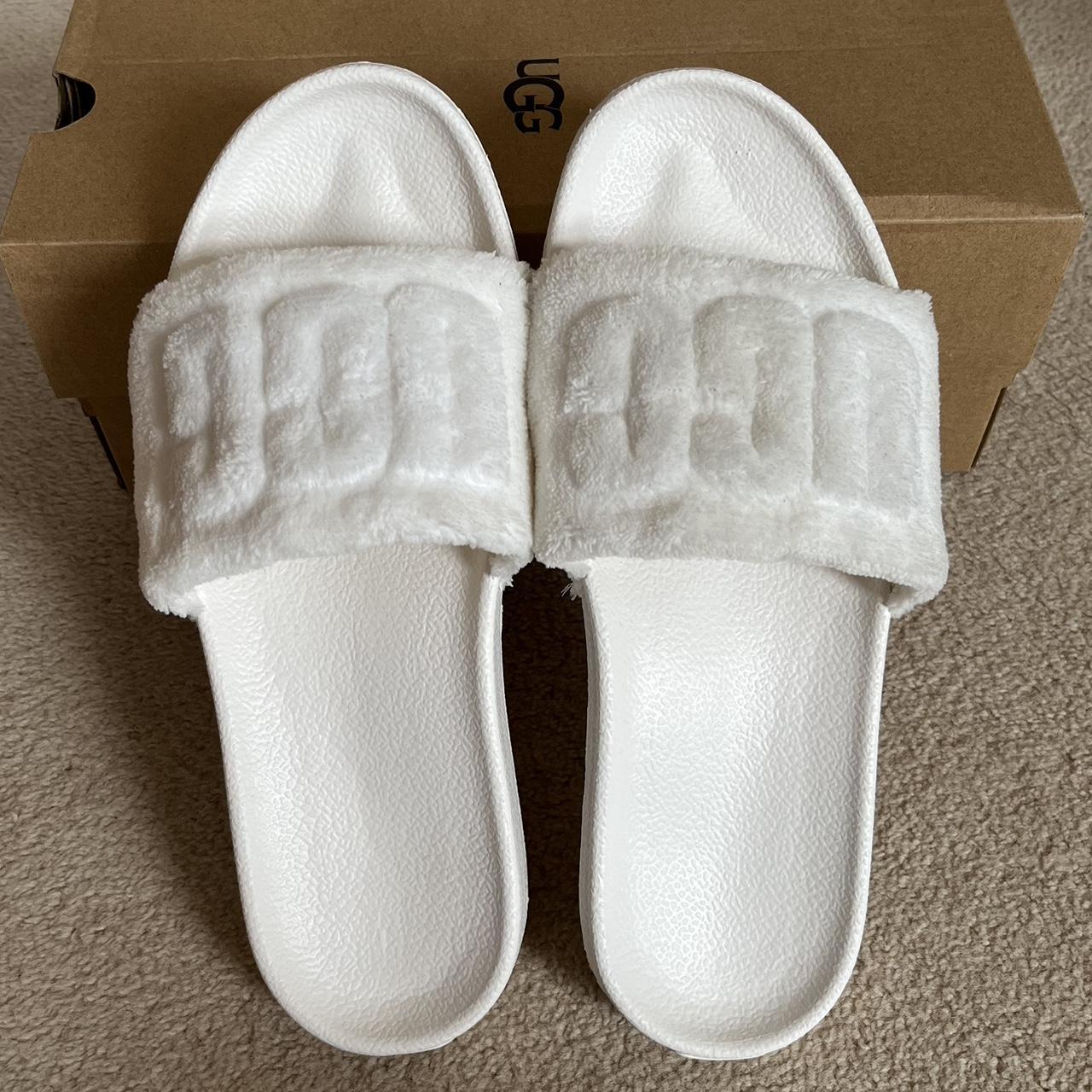 UGG Women's White Slides | Depop