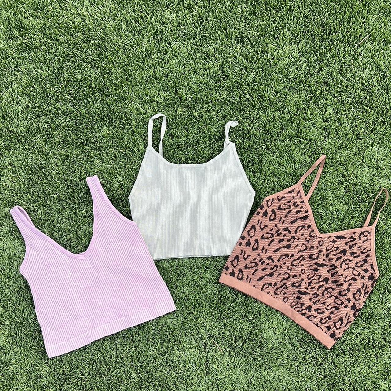 Bundle of Crop Tops Size Small v - Depop