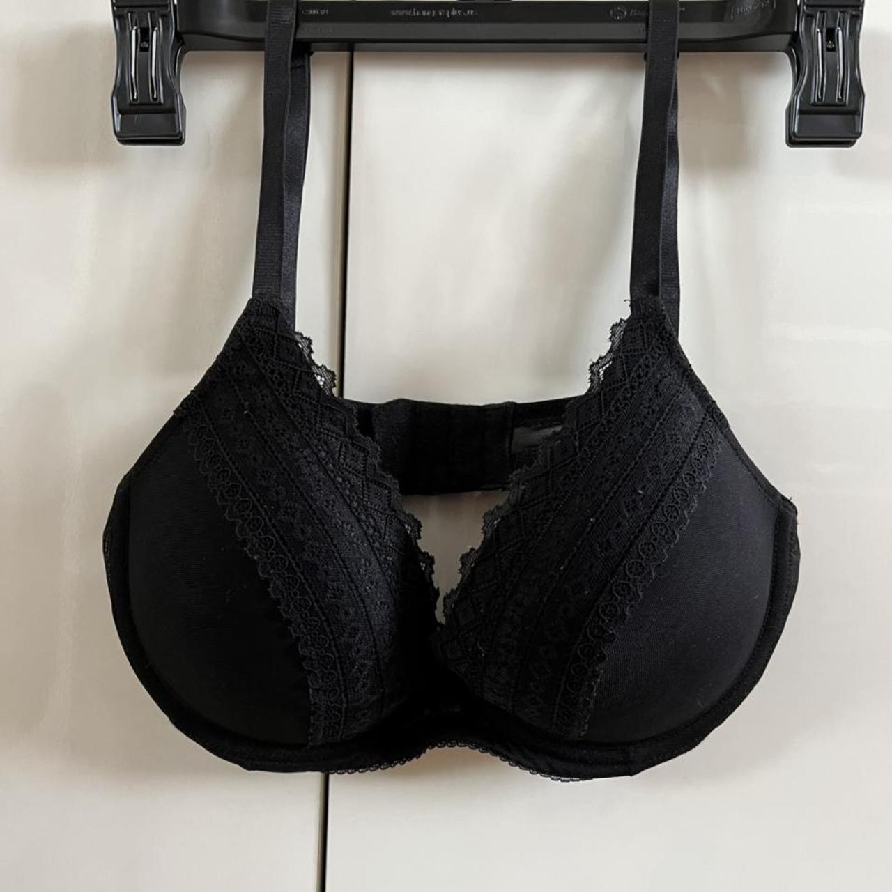 Black Detailed Bra - 34D - Has No Push Up Padding... - Depop