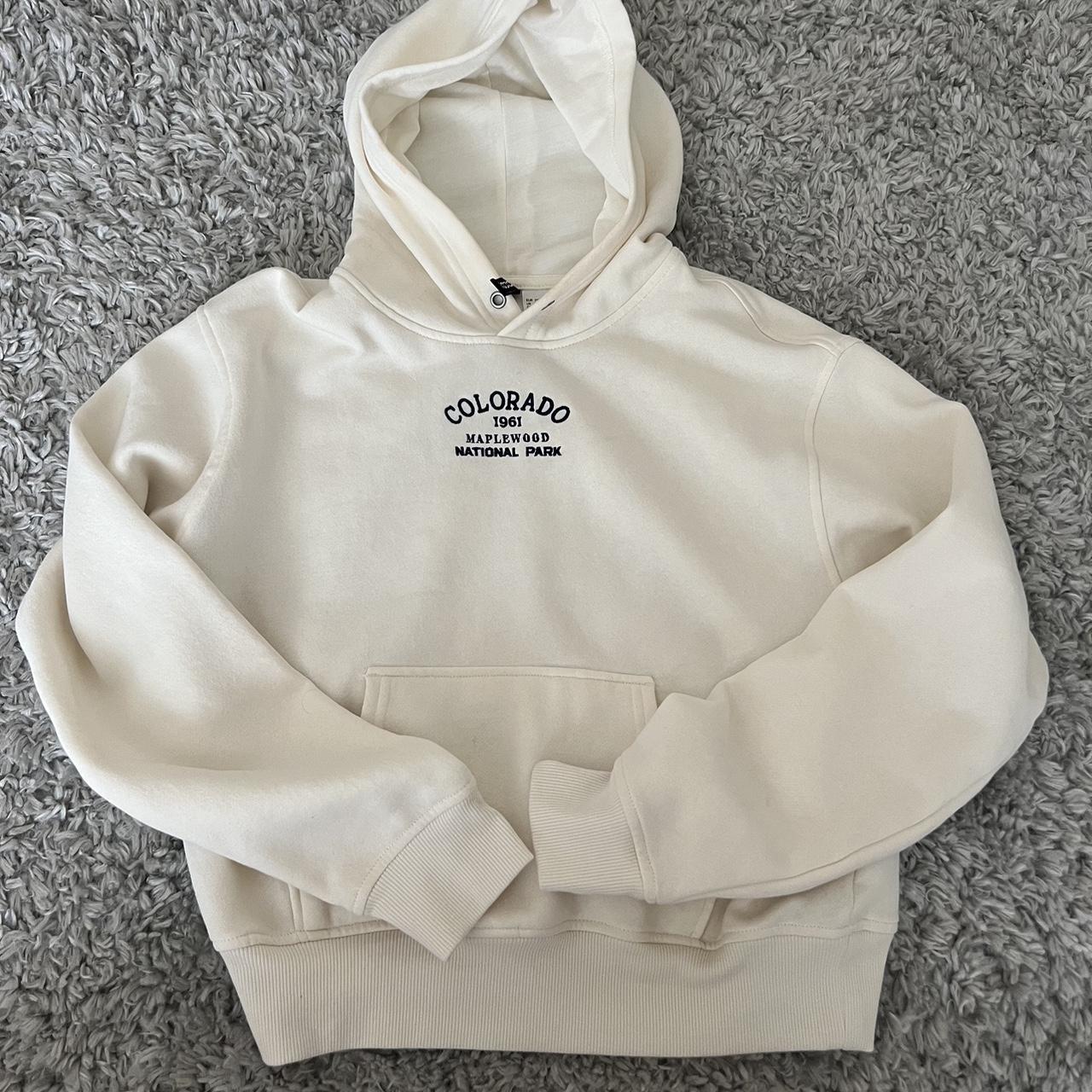 xs cropped cream hoodie super cute for... - Depop