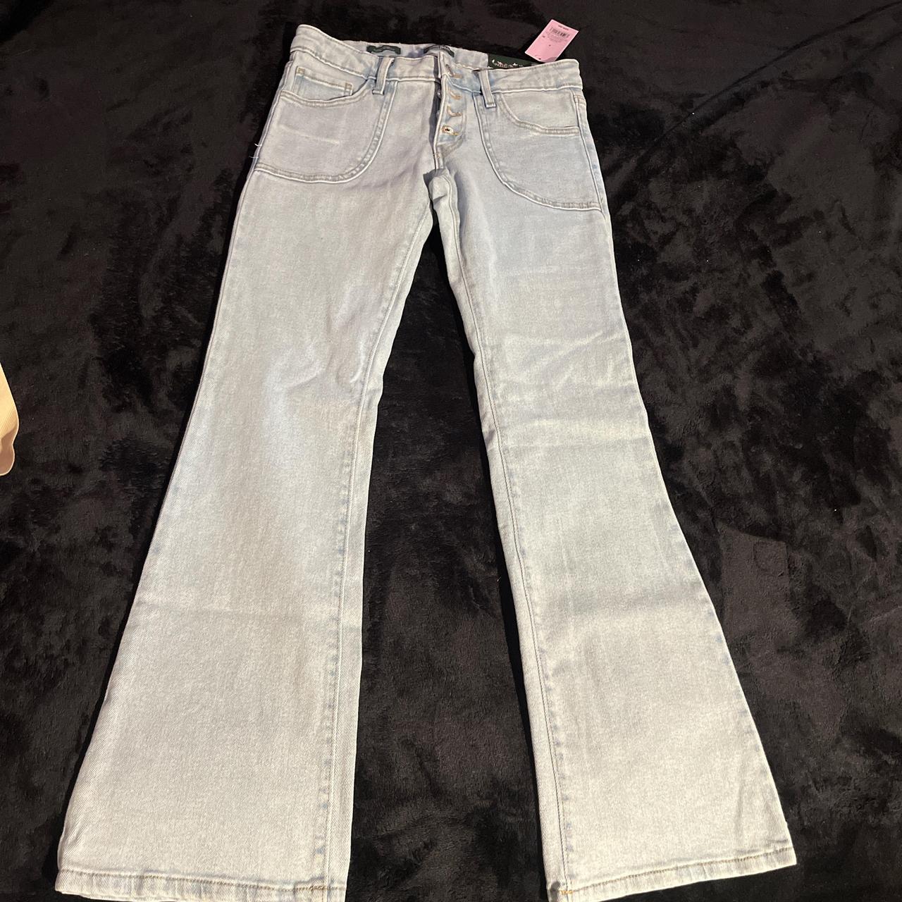 Target Wild Fable low rise flare jeans size 4 - Depop
