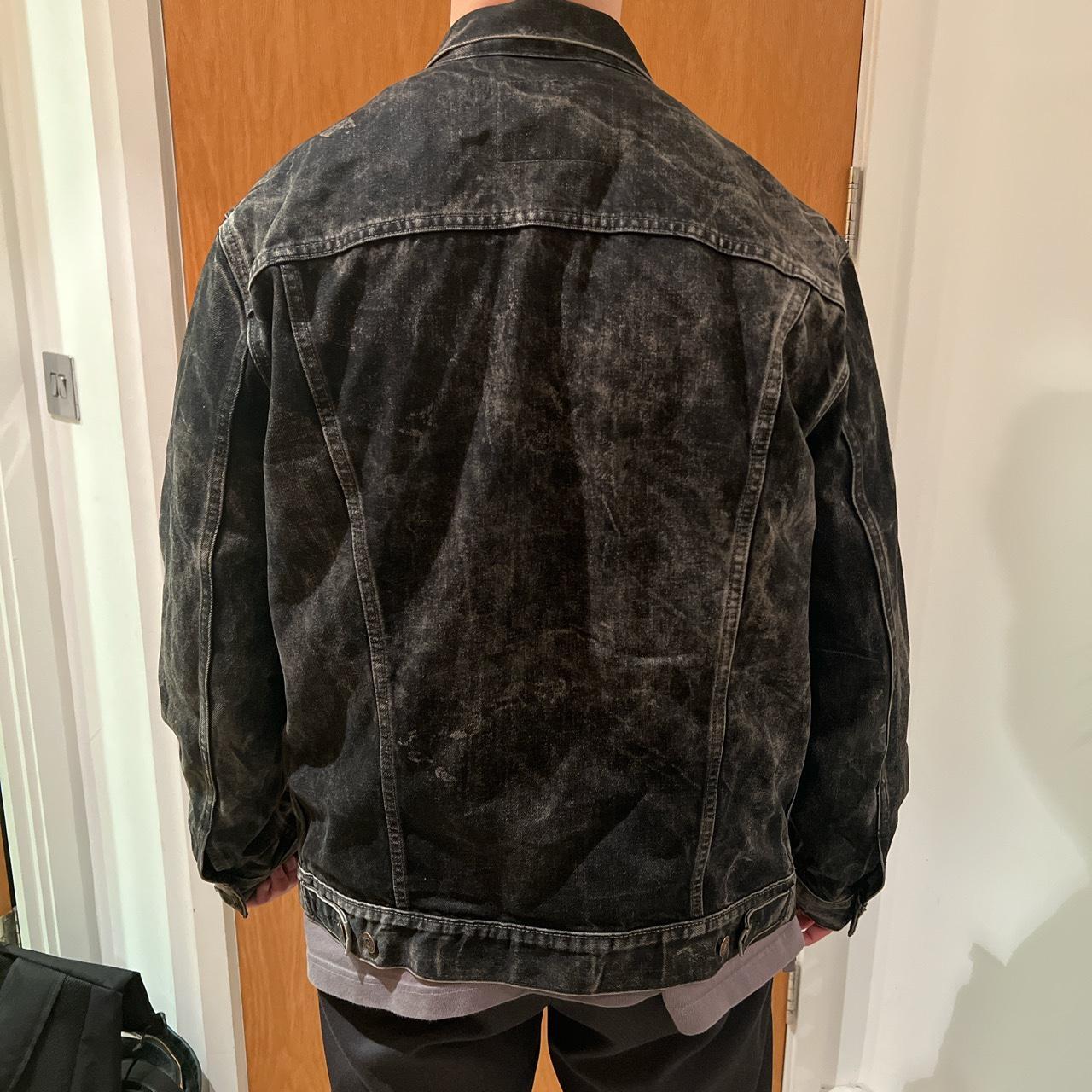 Levi black stone wash denim trucker jacket XL - Depop