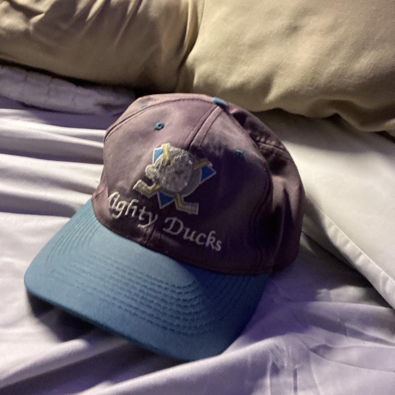 Lightly worn vintage Anaheim Ducks hat #NHL hats - Depop