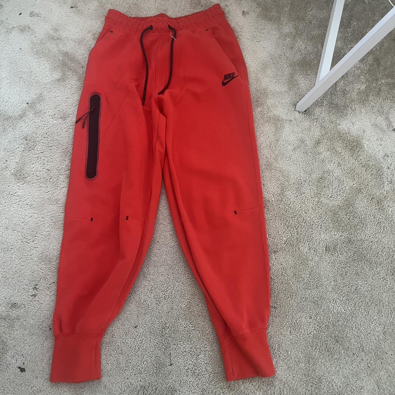red nike tech fleece women - Depop
