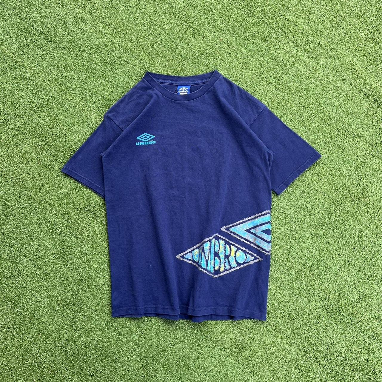 vintage umbro tee! size large, (21’ by 28.25’) -... - Depop