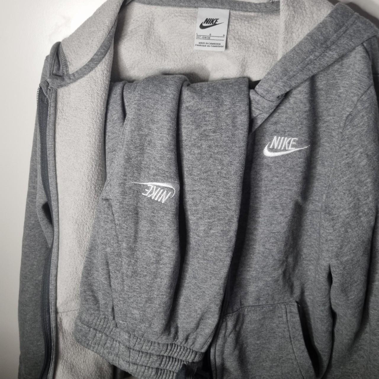 Grey Nike boys large tracksuit - Depop