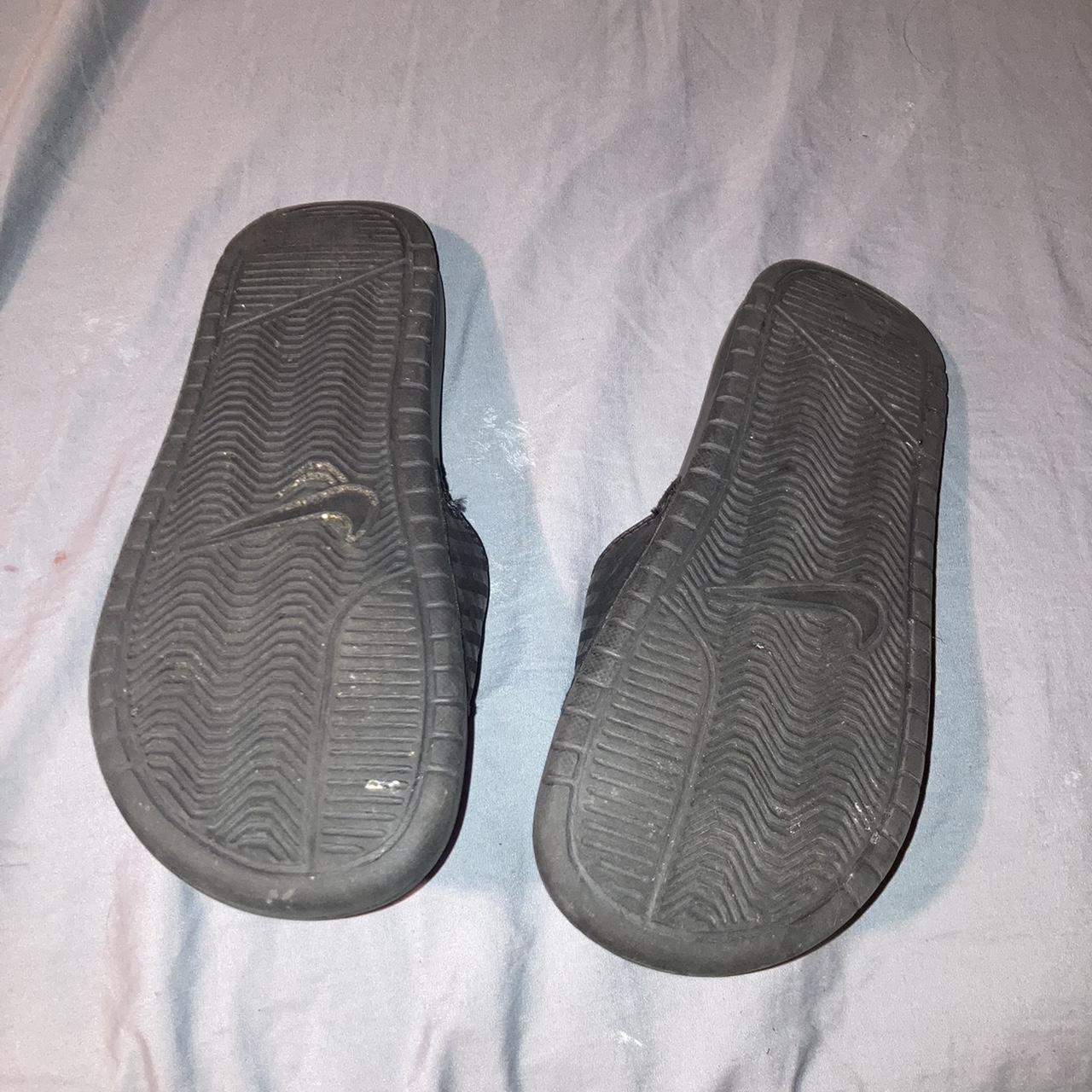 Nike Men's Black Flipflops | Depop