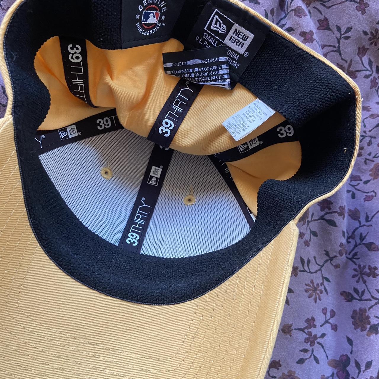 NY Yankees yellow baseball cap. Size small/medium - Depop