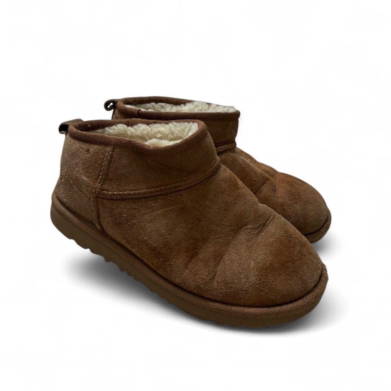 Ugg Minis in Chestnut #uggs | Depop