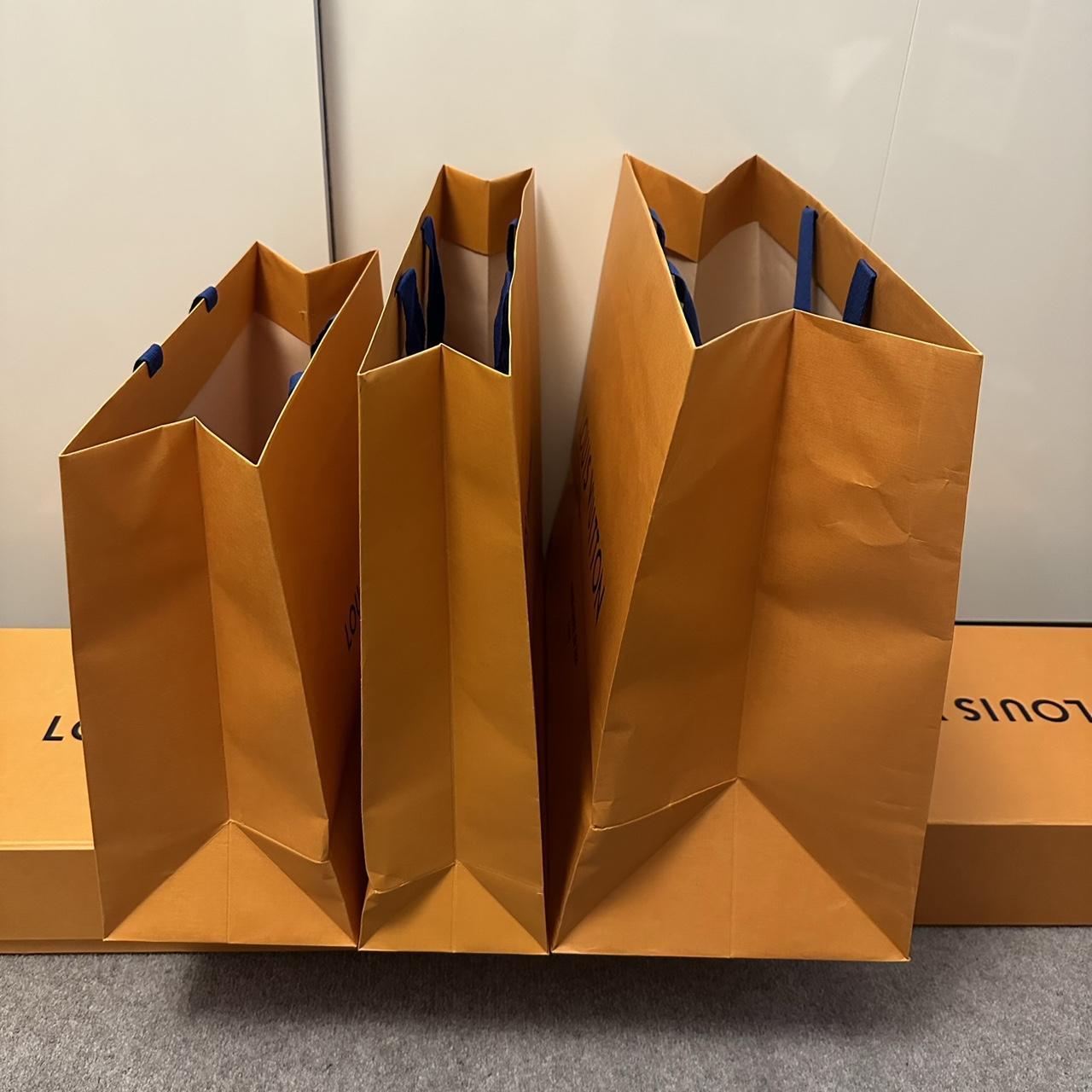 3 size LV gift paper bag, 1 size each £15 - Depop