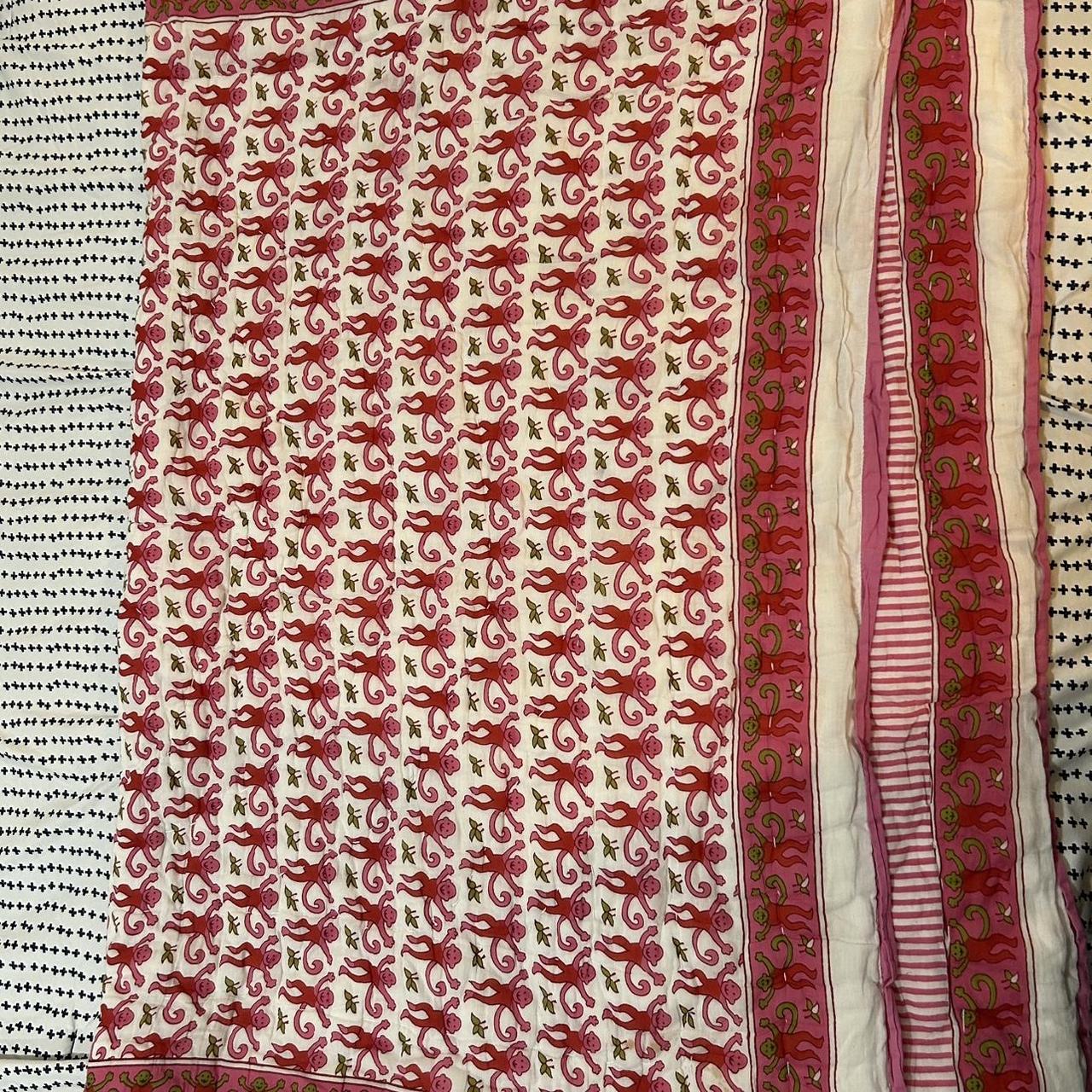 Roller Rabbit quilt; Very small hole underneath the... - Depop