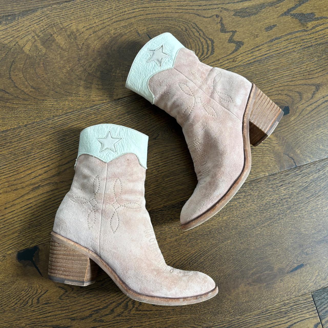 Midas women's suede leather rose pink star western... - Depop