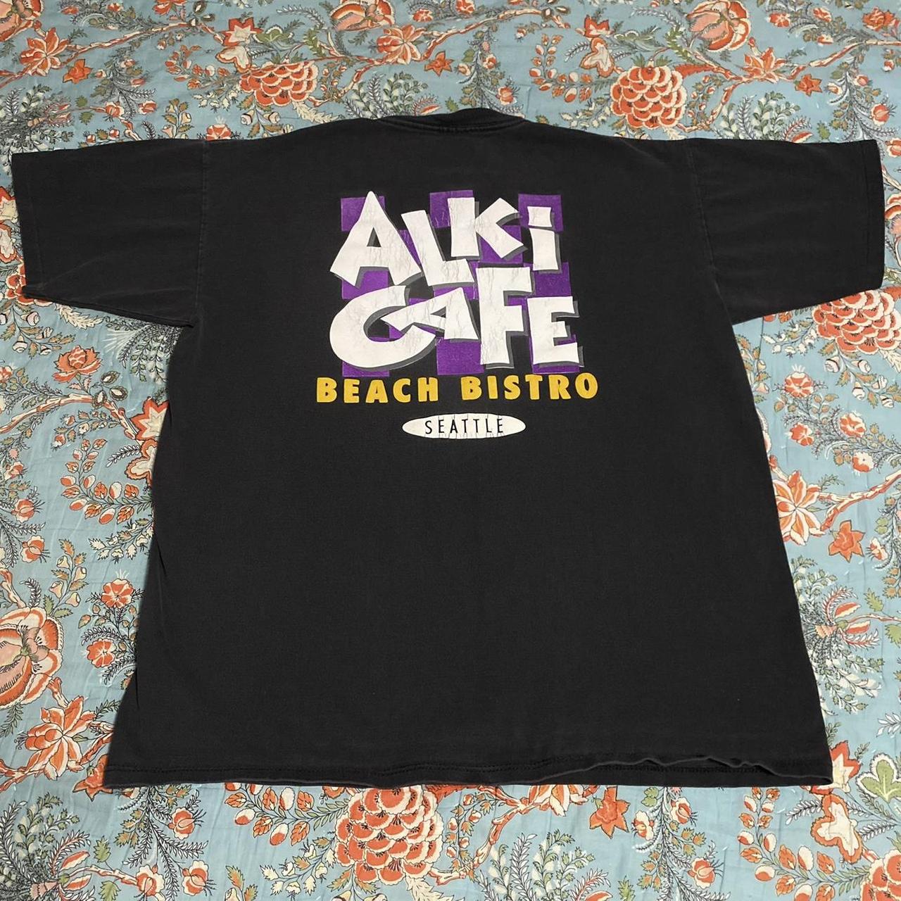 Alki Cafe Beach Bistro Seattle single stitch sleeves... - Depop