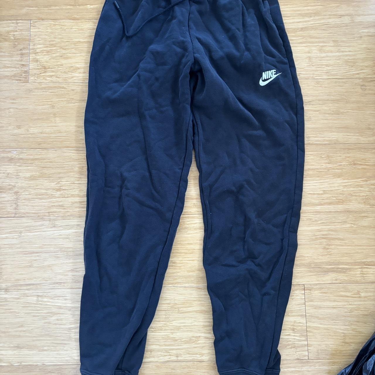 nike trackies good condition price negotiable - Depop