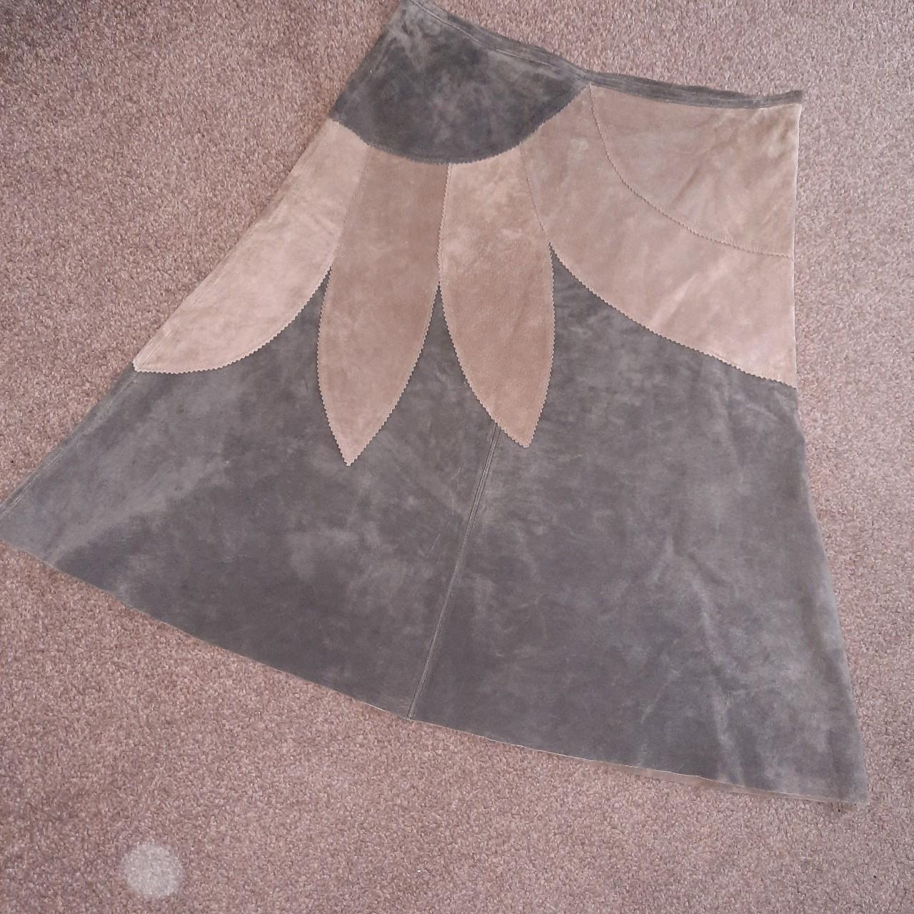 A FABULOUS PAUL BERMAN VINTAGE 90S 100% SUEDE BROWN... - Depop