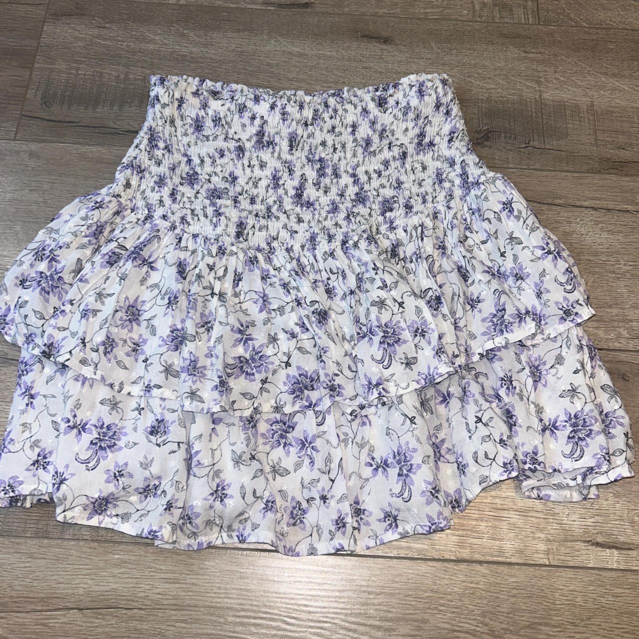 White and purple floral ruffle skirt with stretchy... - Depop