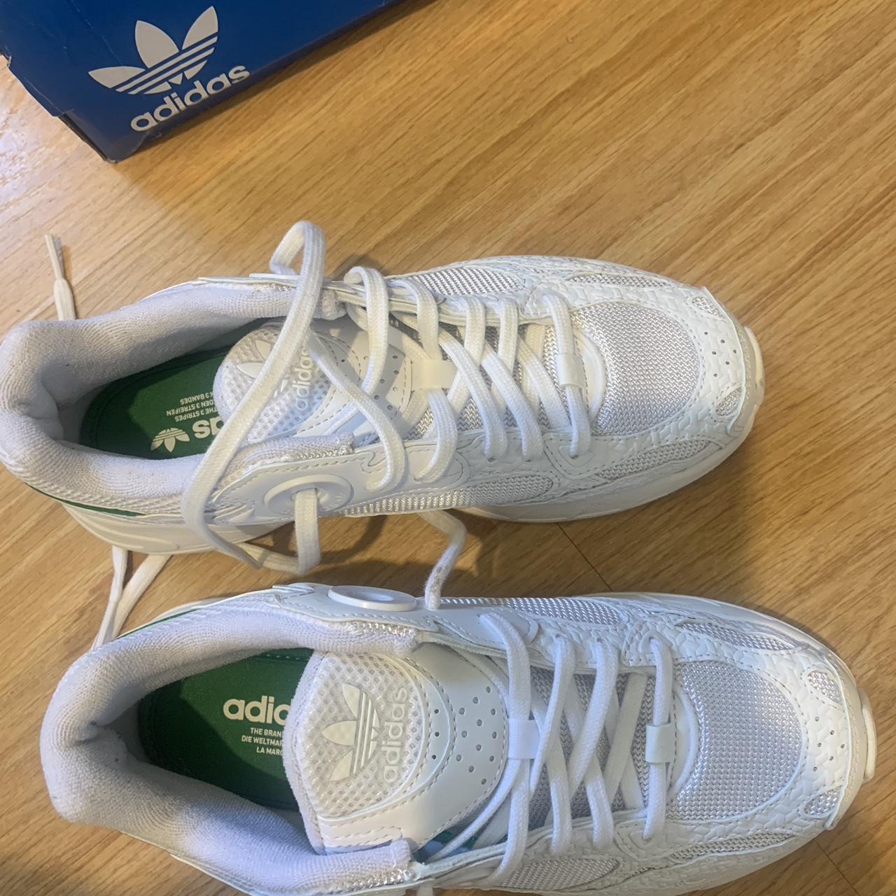 adidas Originals Astir trainers in white/green size... - Depop