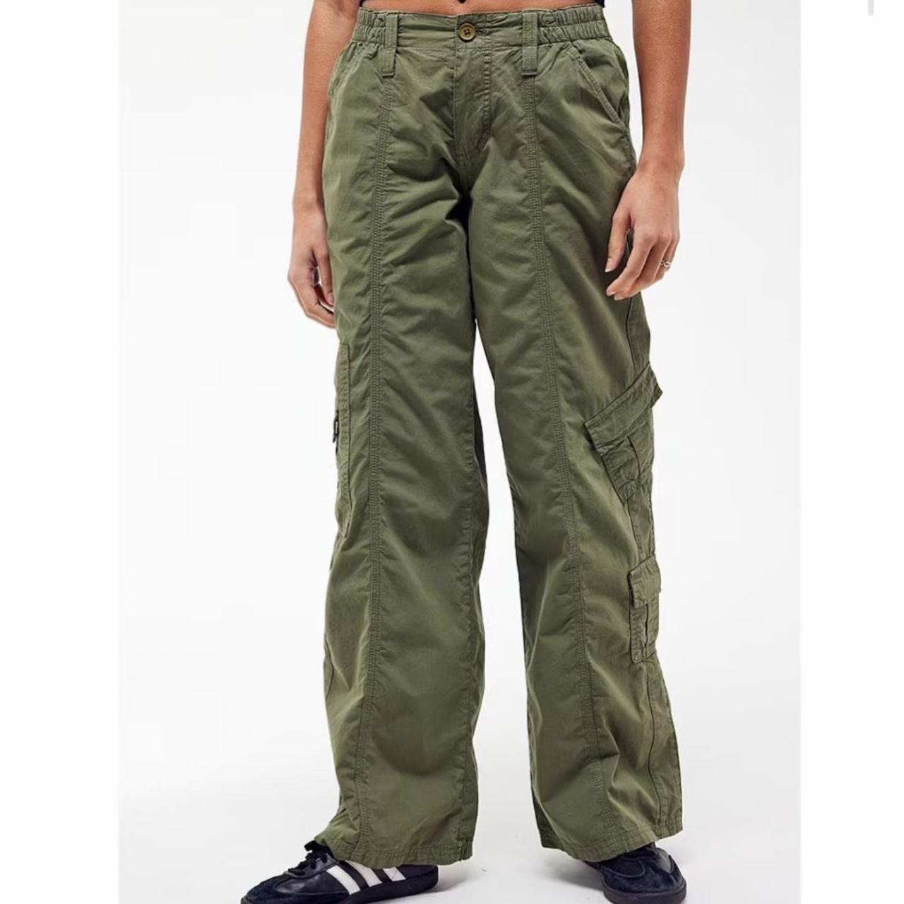 Urban Outfitters Green BDG Y2K Cargo Pants💚 -size... - Depop